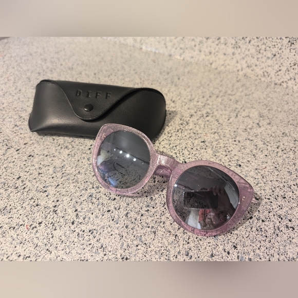 Diff Eyewear | Accessories | Diff Polarized Purple Glitter Sunglasses ...
